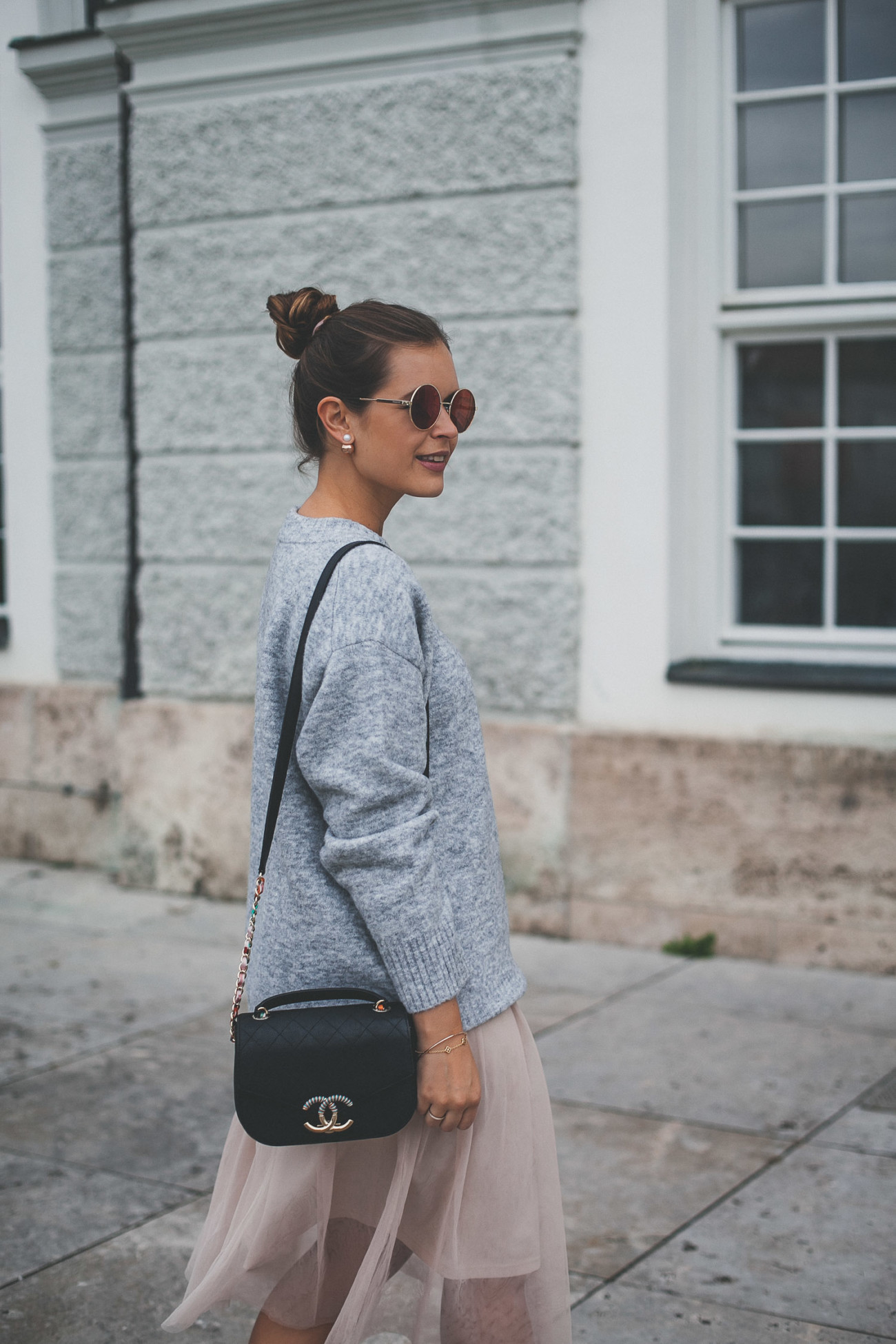 Ein (perfekter Herbst-)Pulli – sechs Looks: Outfit Nummer Zwei - Josie ...