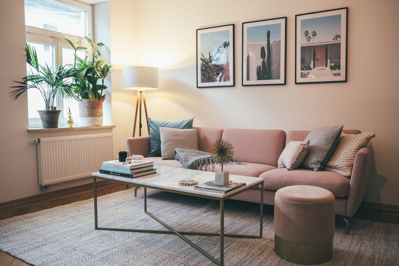 BoConcept Osaka Couch rosa-10 - Josie Loves