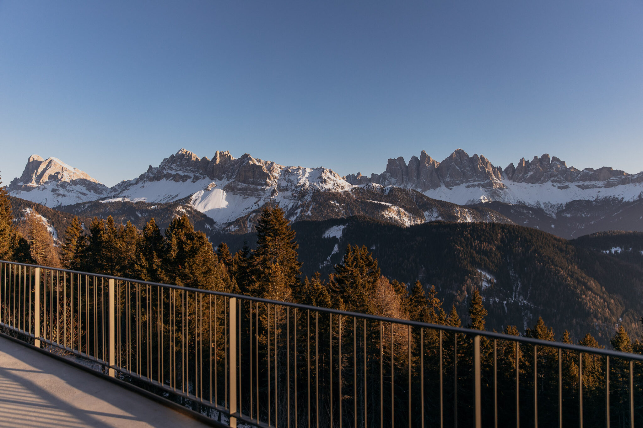 Ein Design-Gästehaus auf 1850 Metern Höhe: die Anders Mountain Suites ...